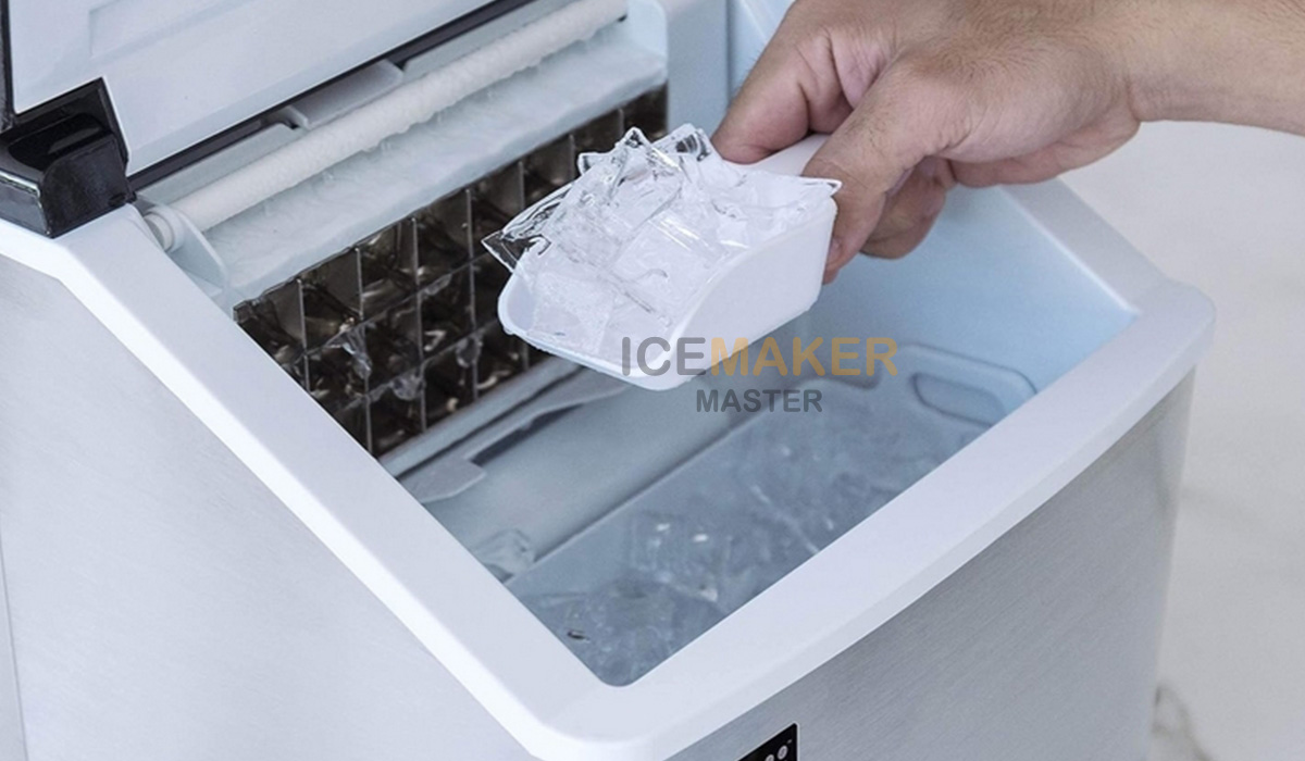How to Use an Ice Maker | Steps to follow